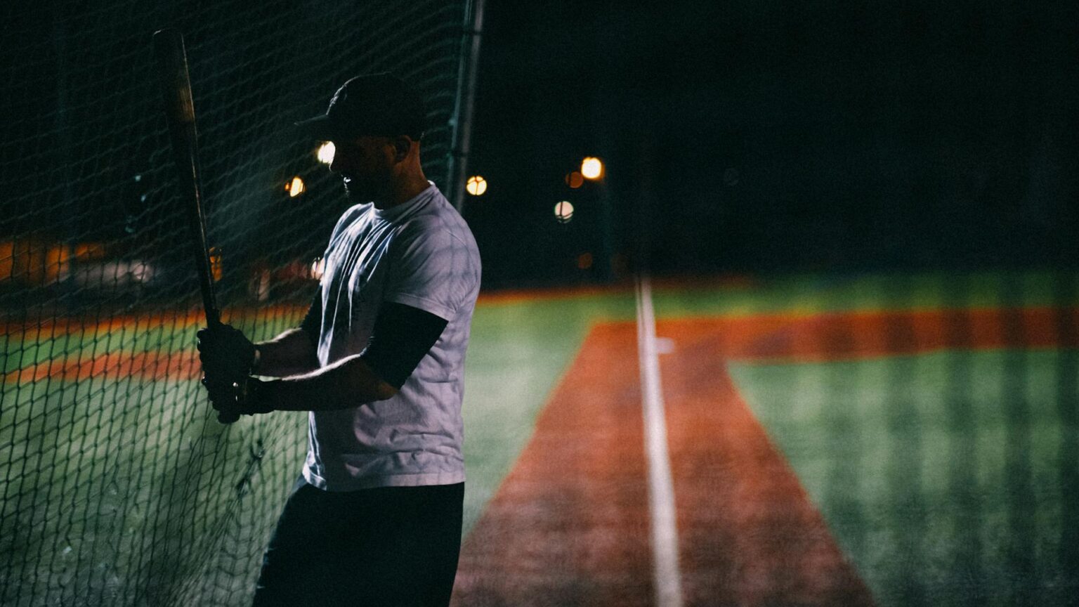 How to Pitch in Baseball: Mechanics, Strategy, and Drills [2026 Guide]