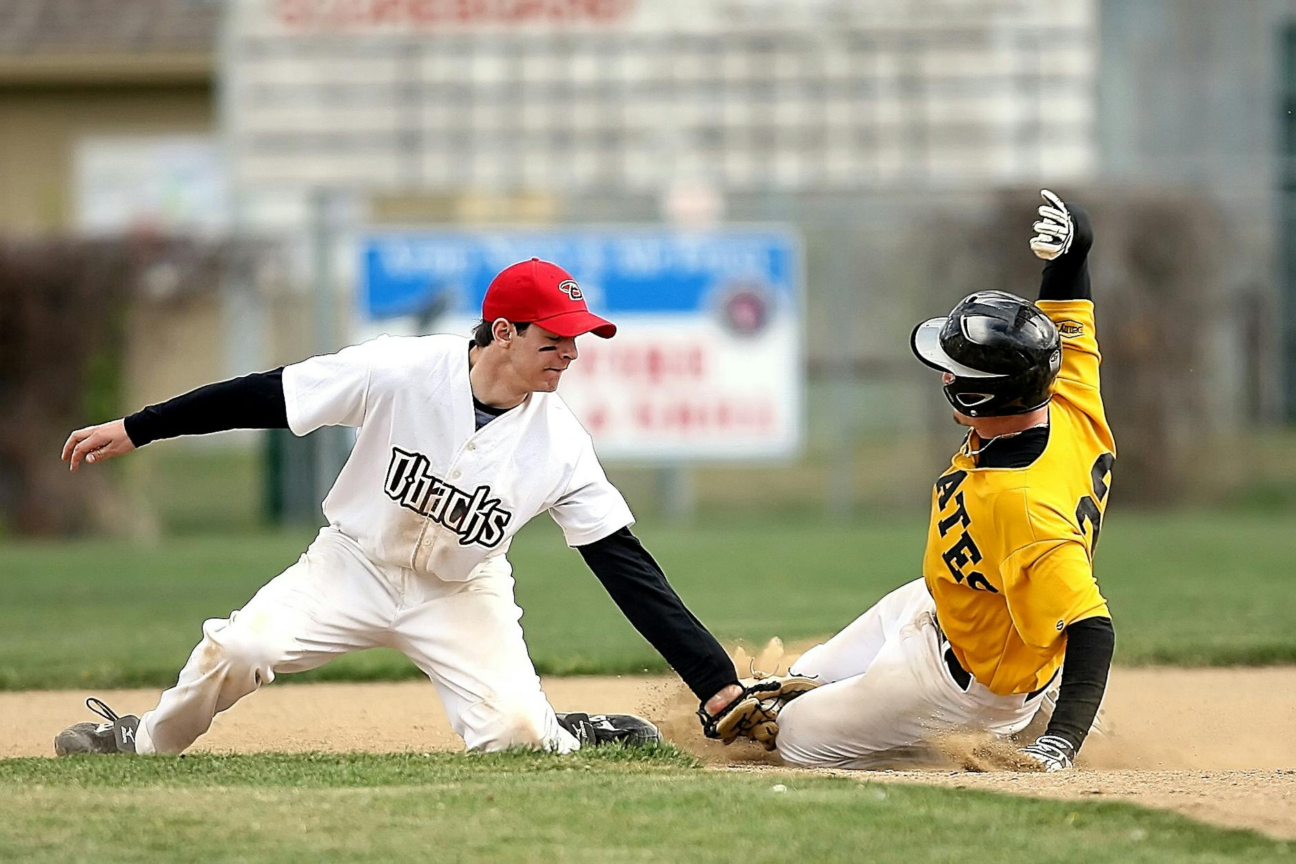 Best Baseball Pants Reviewed: Nike, Mizuno, Easton & More Tested [2026]